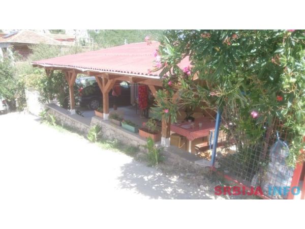 Kuća 64 m2 i terasa 40 m2 Čanj