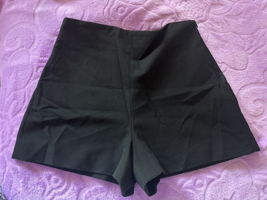 Zara High waist sorc   1000 DIN ‼️