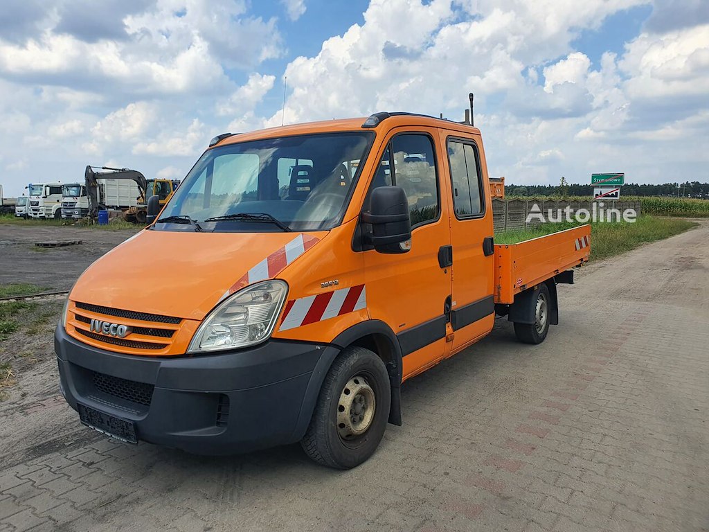 IVECO Daily 35 S 12 kamion s ravnom platformom < 3.5t