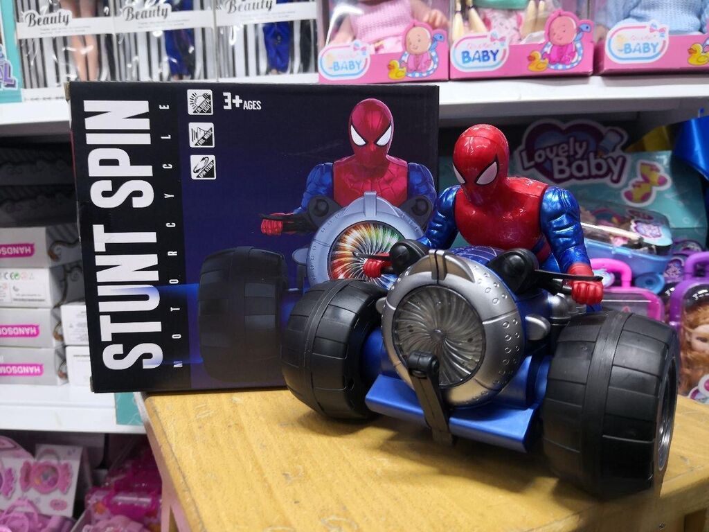 Spiderman kaskader na motoru   ️  ️ Spajdermen kaskader na motoru je