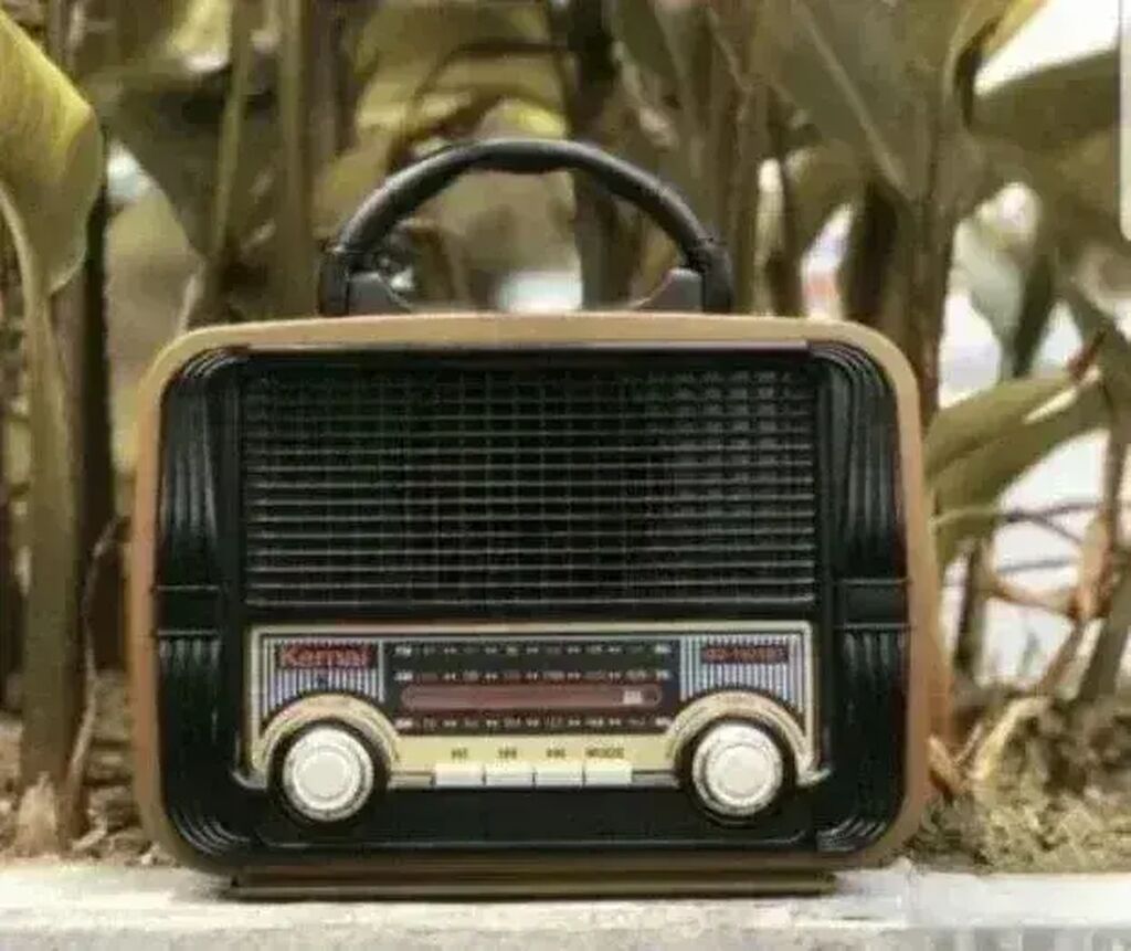 Tranzistor Kemai - Radio - Retro aparat Dobrodošli u Davidov shop