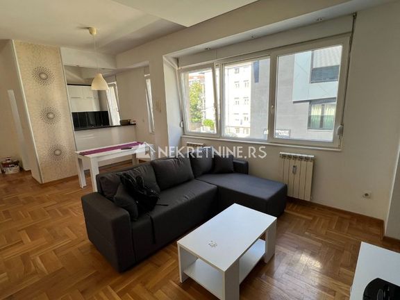 Voždovac, Lekino brdo, 50 m2, 2.0, novogradnja sa garažom