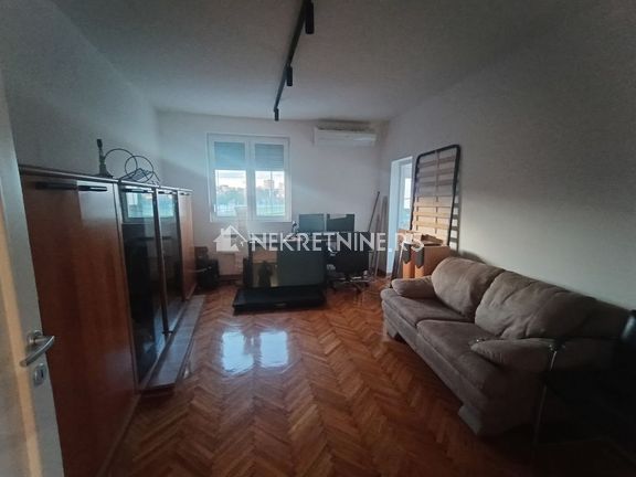 Prodajemo trosoban stan, 61m2, Kralja Ostoje, Pašino brdo