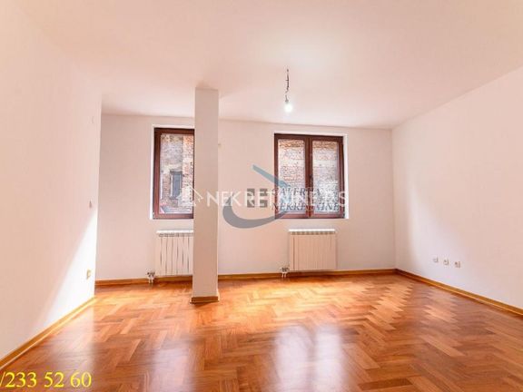 Vračar, Čubura - Cerska 102m2, Cerska