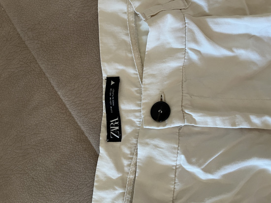 Zara pantalone