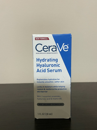 CeraVe hydrating Hyaluronic acid serum