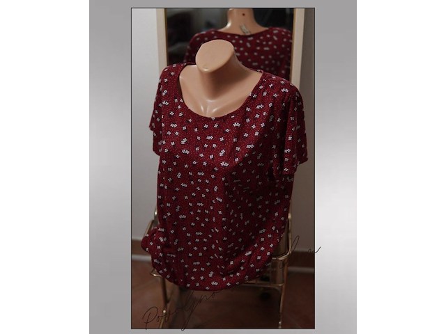4.3. Bordo XL majica sa cvetićima