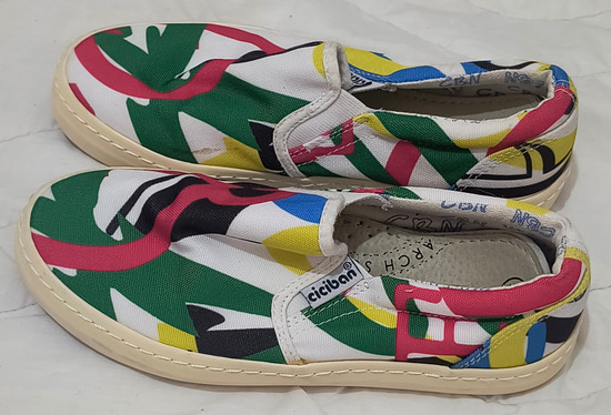 Super cool Ciciban espadrile 33
