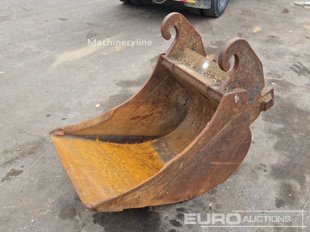 Prodaje se 28" Digging Bucket kašiku za bager na aukciji