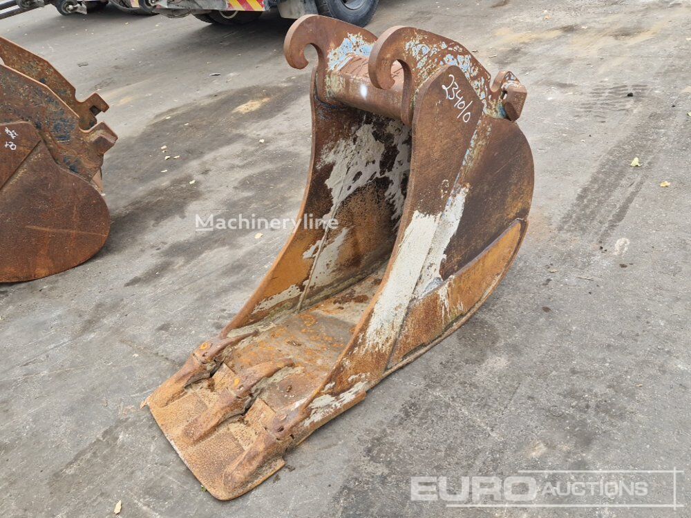 Prodaje se 14" Tip out Bucket kašiku za bager na aukciji