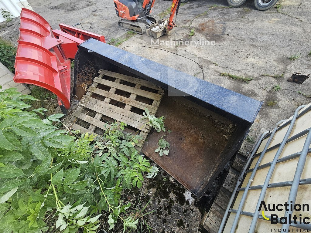 Prodaje se Loading bucket kašiku za prednje utovarivač na aukciji
