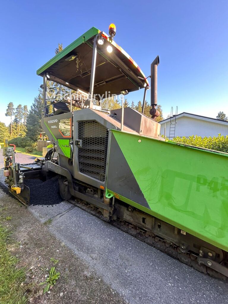 Volvo P4820D asfaltni finišer guseničar