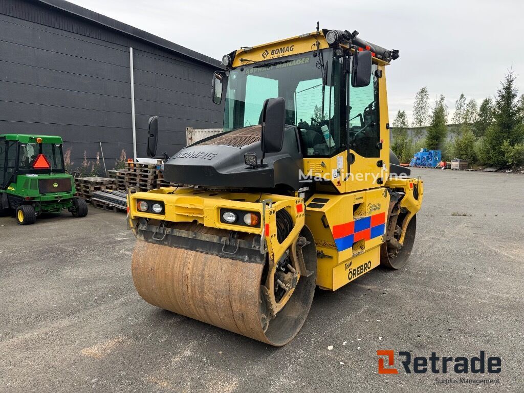 Prodaje se BOMAG BW154 AP-4i AM valjak za asfalt na aukciji