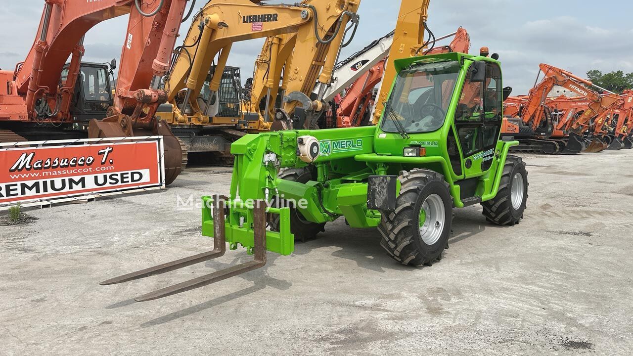 Merlo P38.13 PLUS teleskopski utovarivač