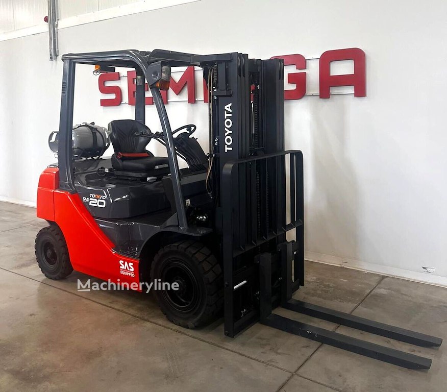 Toyota 10831 8FGF20 viljuškar na gas