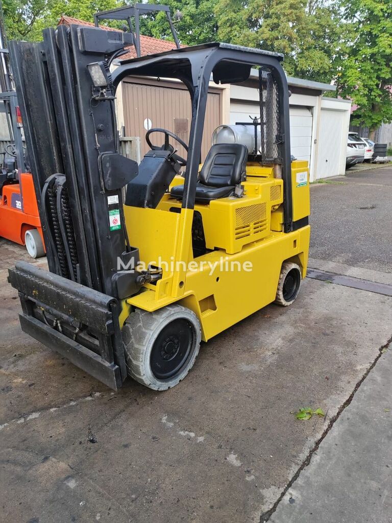 Caterpillar T 80 D /Triplex 4.3m viljuškar na gas