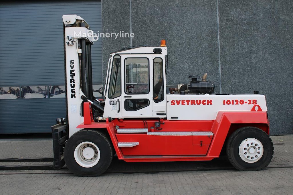 Svetruck 16120-38 teški viljuškar