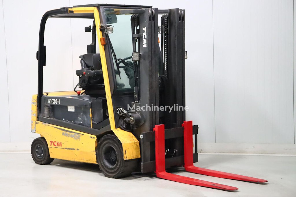 UniCarriers G1Q2L30H električni viljuškar