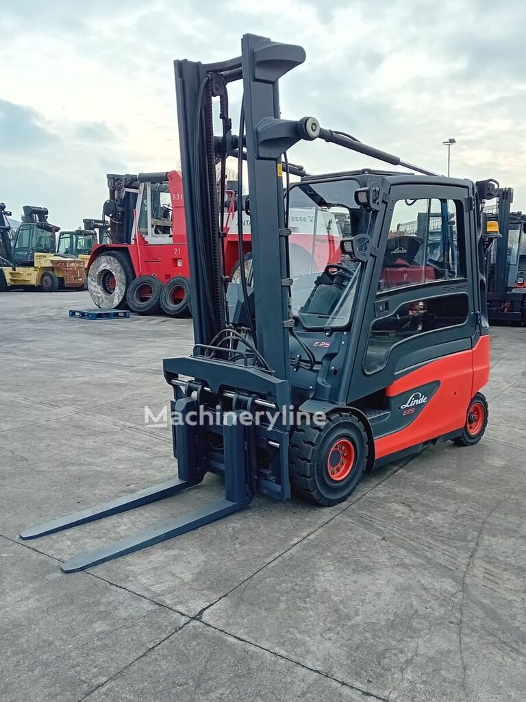 Linde E25L-01 električni viljuškar