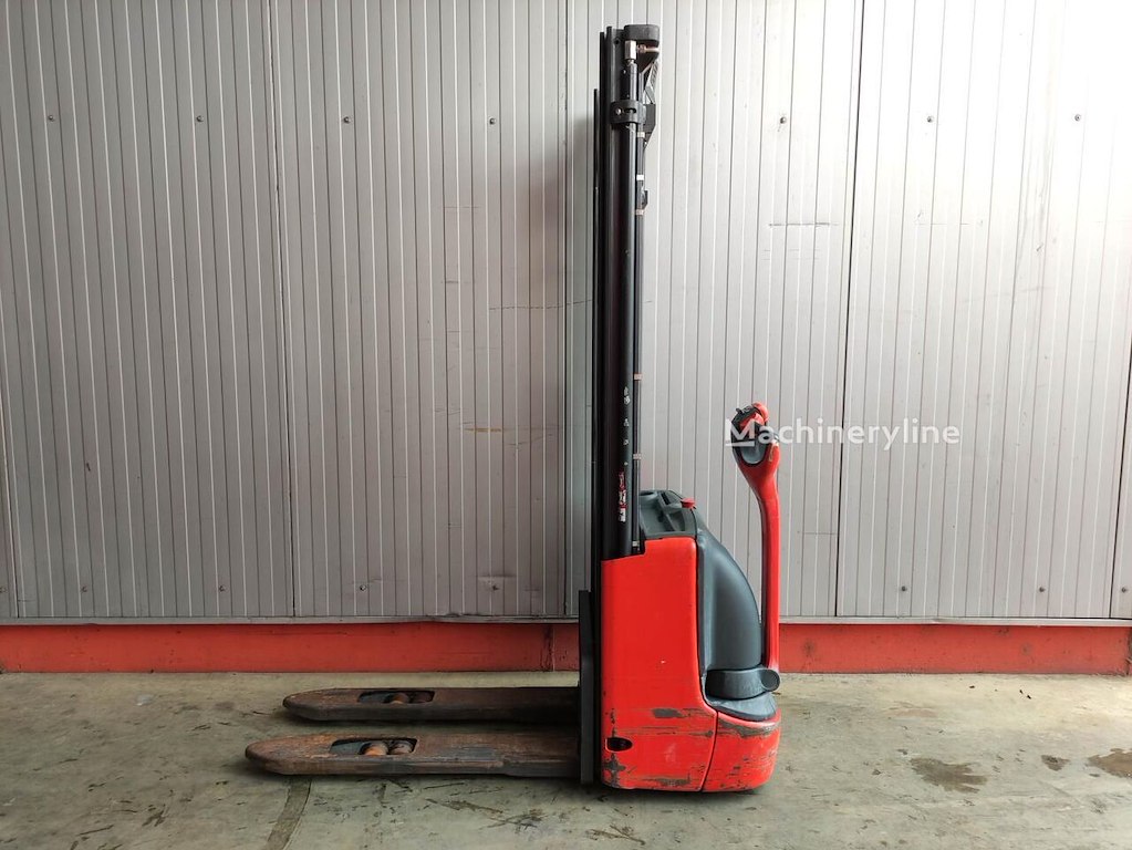 Linde L12 paletni viljuškar