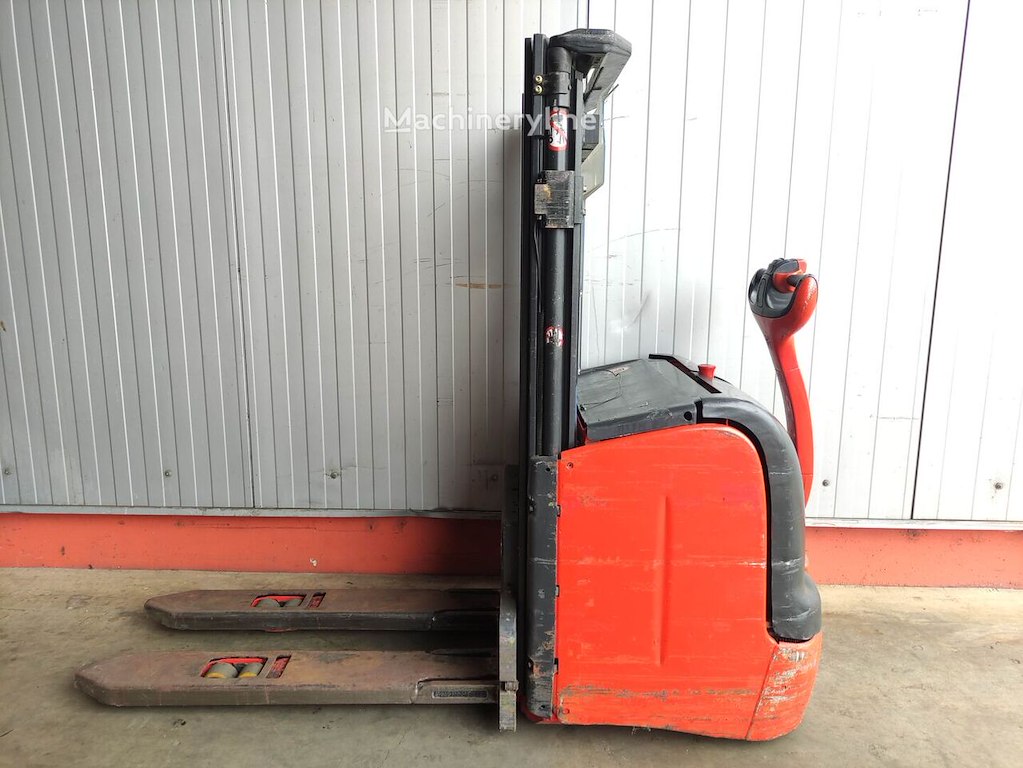 Linde L14-372 paletni viljuškar