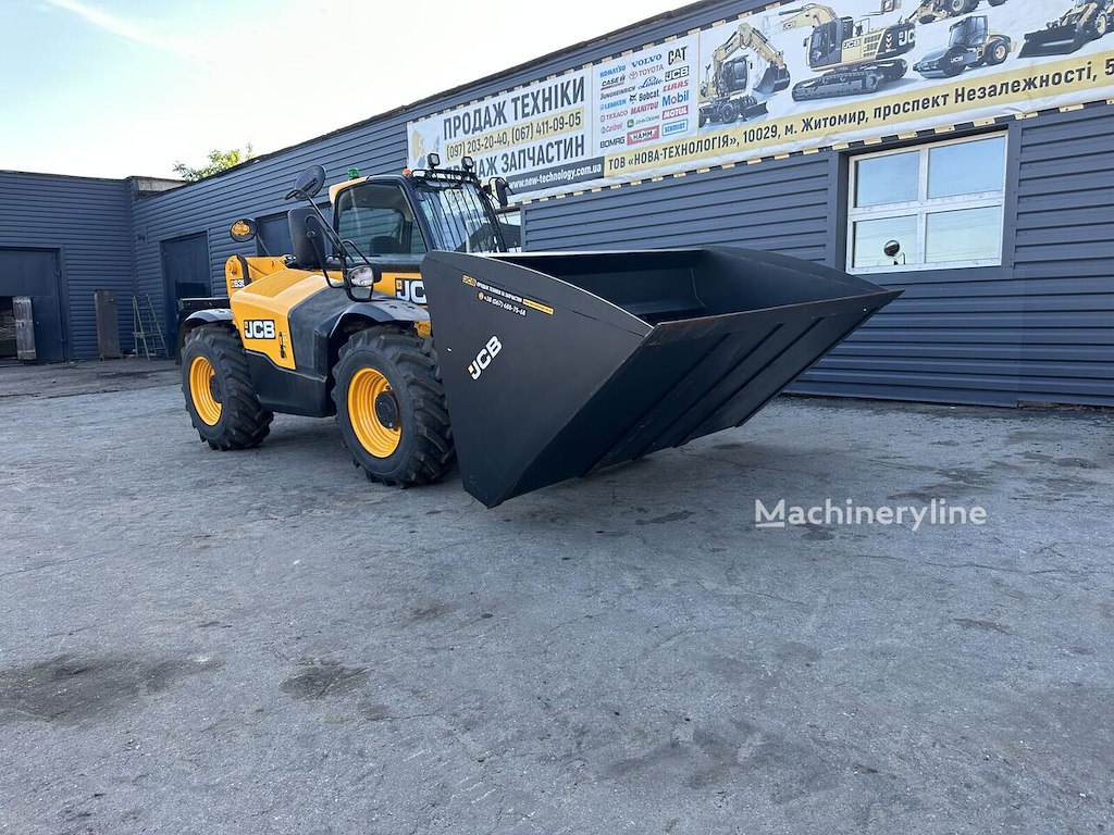 JCB 535-95 teleskopski utovarivač