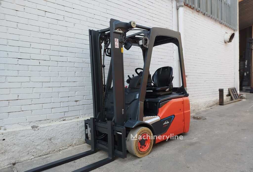 Linde E14 DRIVE IN viljuškar na tri točka