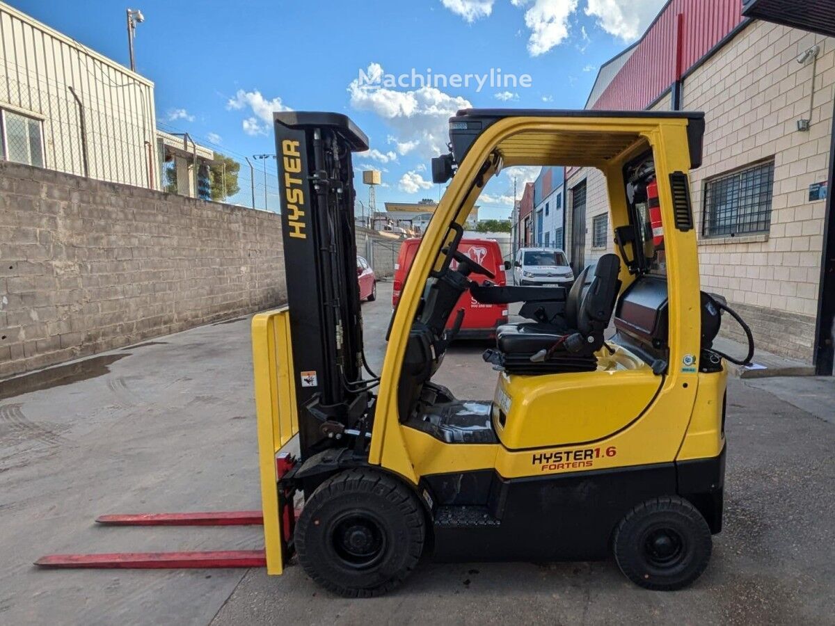 Prodaje se Hyster H1.6FT viljuškar na gas na aukciji