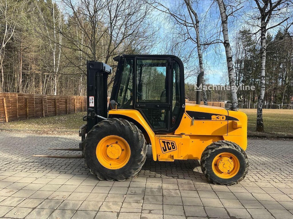 JCB 930 terenski viljuškar