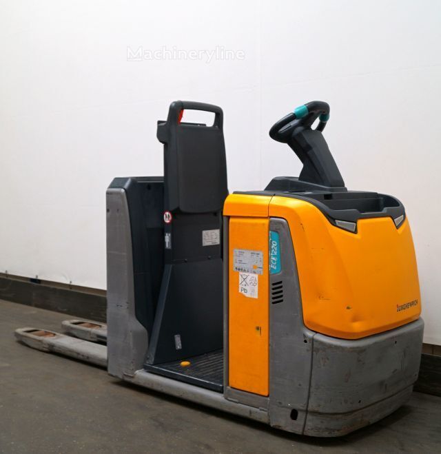Jungheinrich ECE220HP viljuškar za komisioniranje