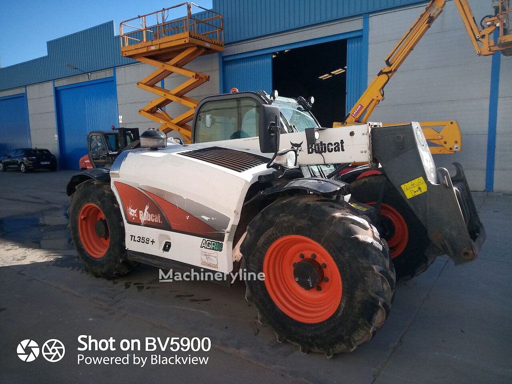 Bobcat TL 358 + AGRI teleskopski utovarivač