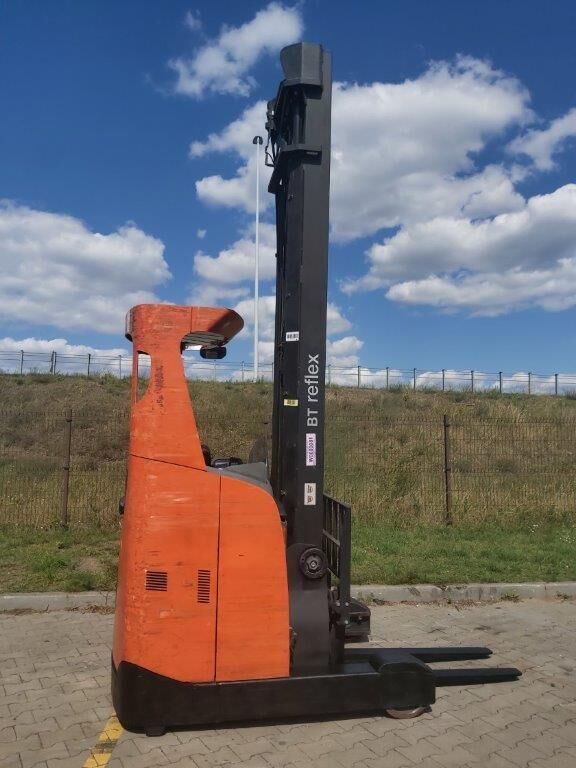 BT RRE160 regalni viljuškar