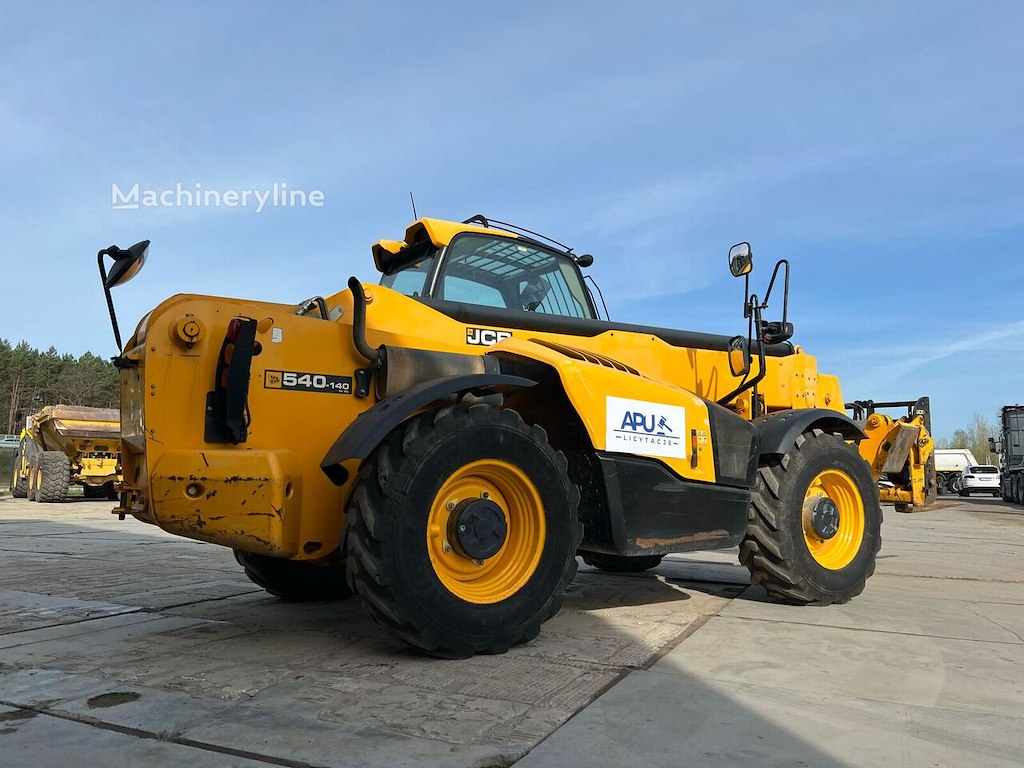 Prodaje se JCB 540-140 teleskopski utovarivač na aukciji