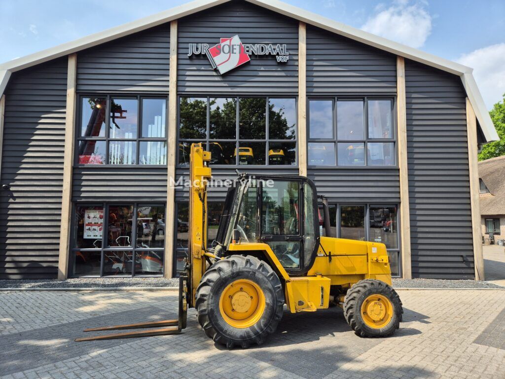 JCB 926 terenski viljuškar