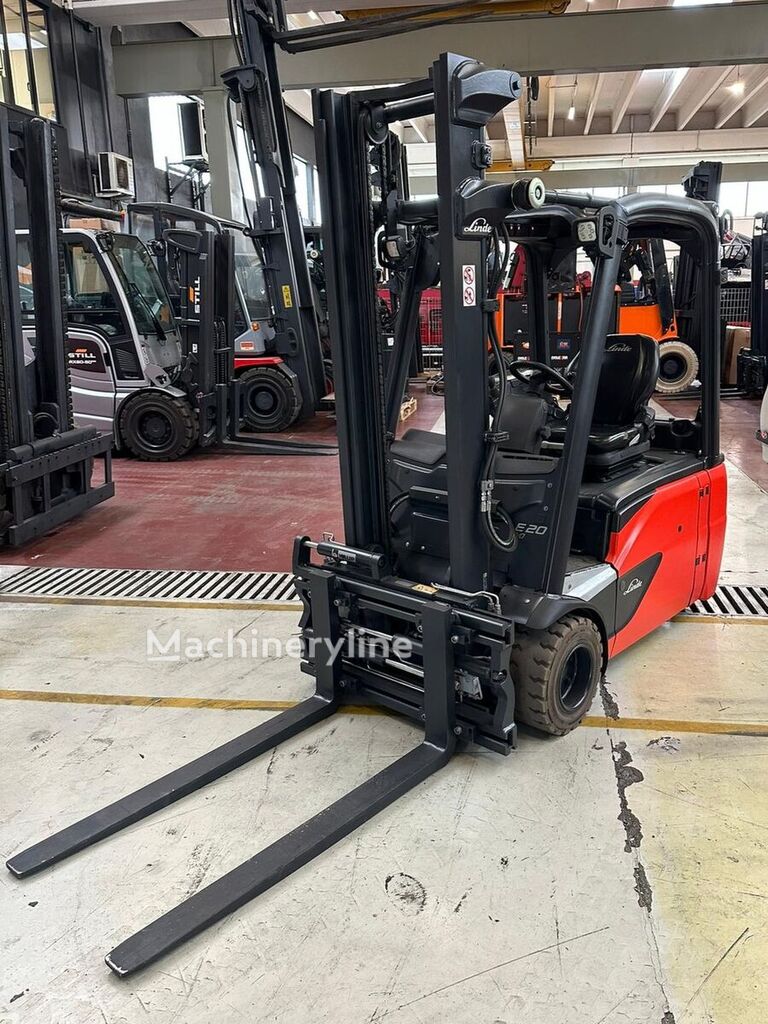 Linde E20L-02 električni viljuškar