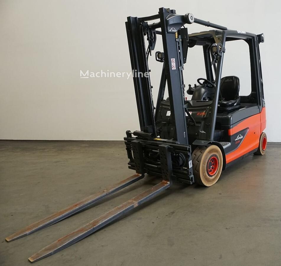 Linde E 25 L 387 električni viljuškar