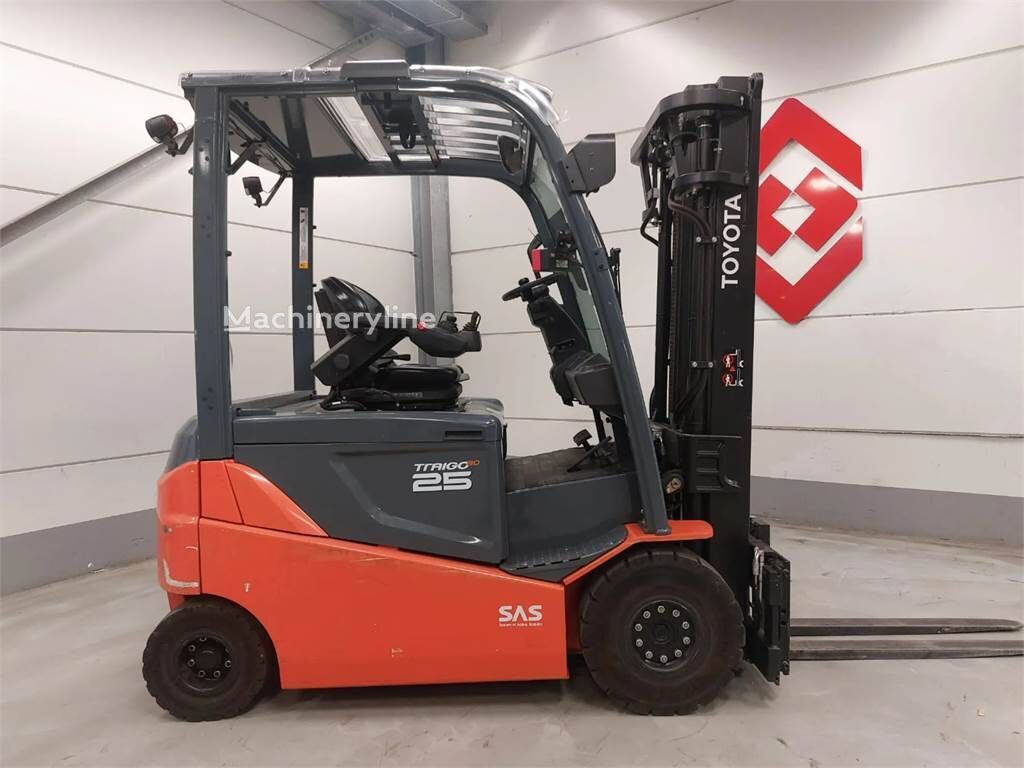 Toyota 8FBMKT25 električni viljuškar