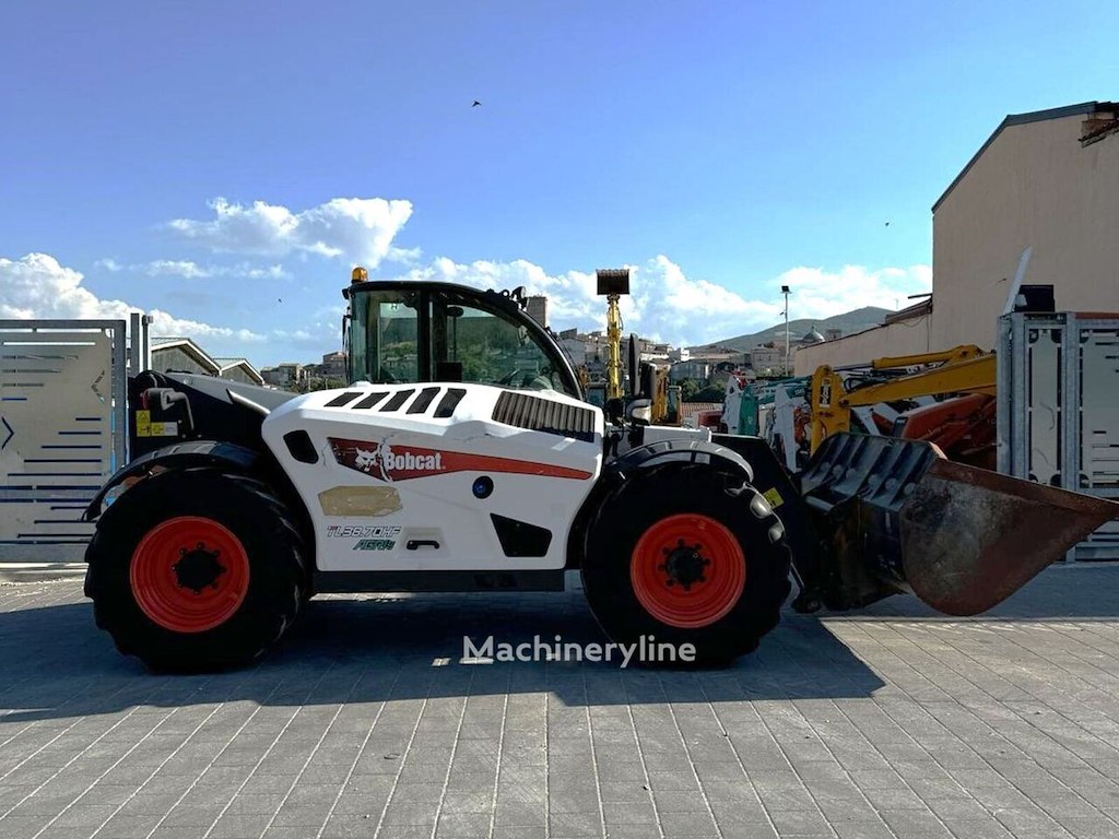 Bobcat TL38-70HF teleskopski utovarivač