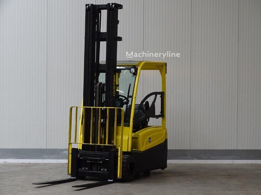 Hyster J2.0XNT viljuškar na tri točka