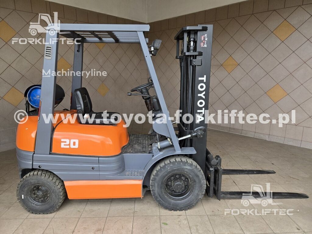 Toyota 6FGF20 viljuškar na gas