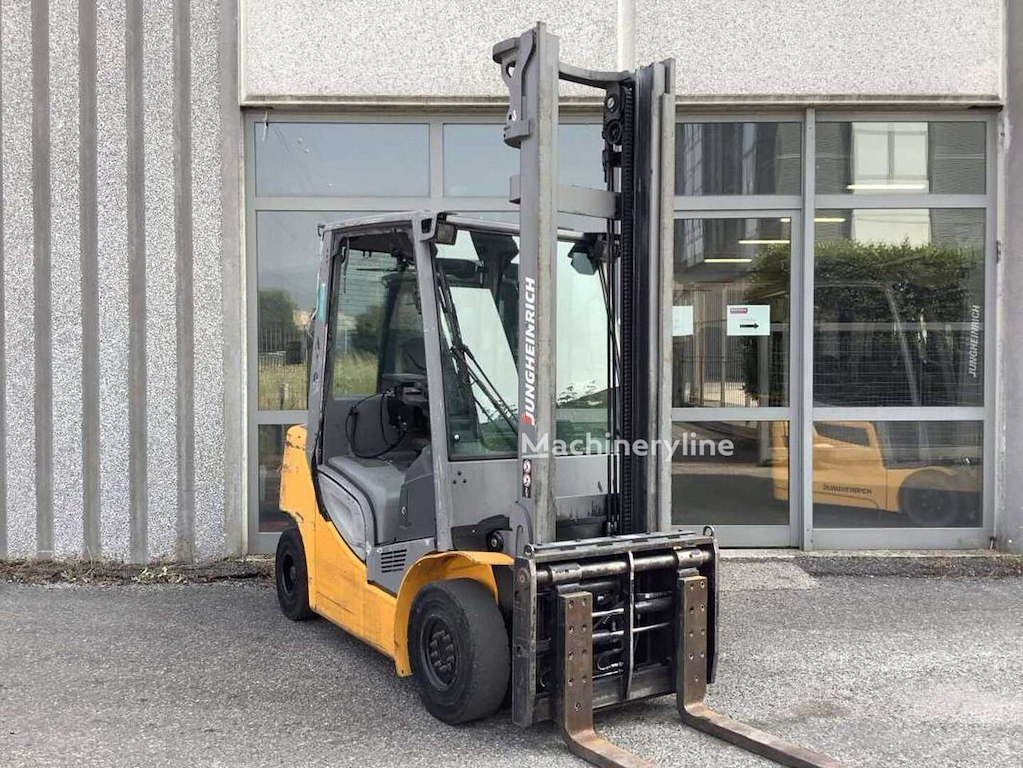Jungheinrich DFG 425S dizel viljuškar