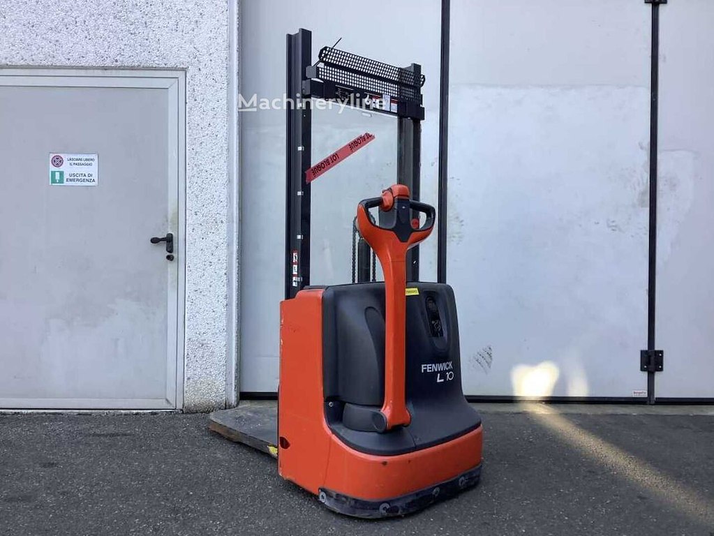 Linde L10 Pallet stacker paletni viljuškar