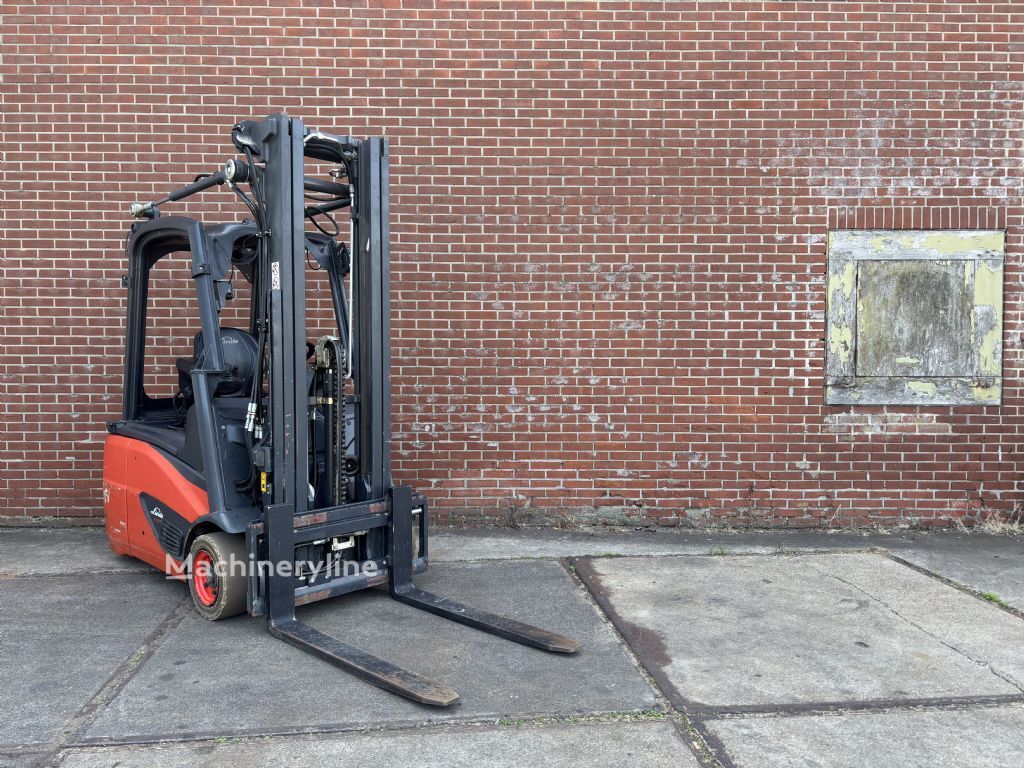 Linde E18C-02 viljuškar na tri točka