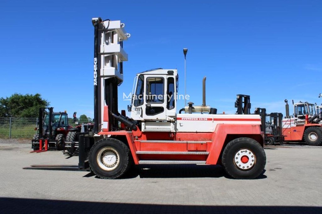 Svetruck 25120-42 teški viljuškar