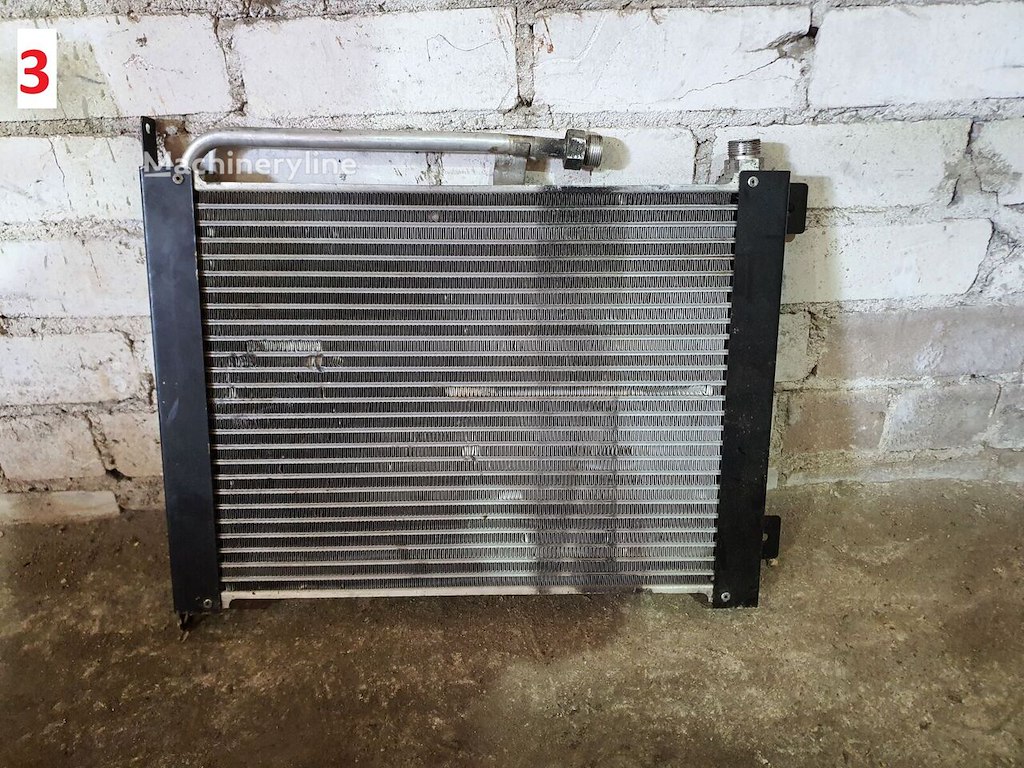 84519148 radijator za hlađenje motora za Case IH Farmlift 735 dizel viljuškari