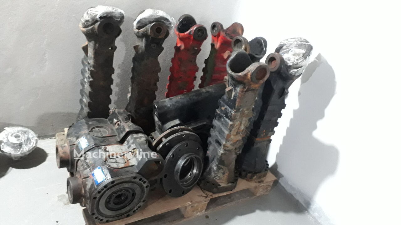 Dana Spicer 212/426-001, 212/424-001, 112.04.003.27 112.01.007.02, 11 pogonski most za teleskopskog utovarivača