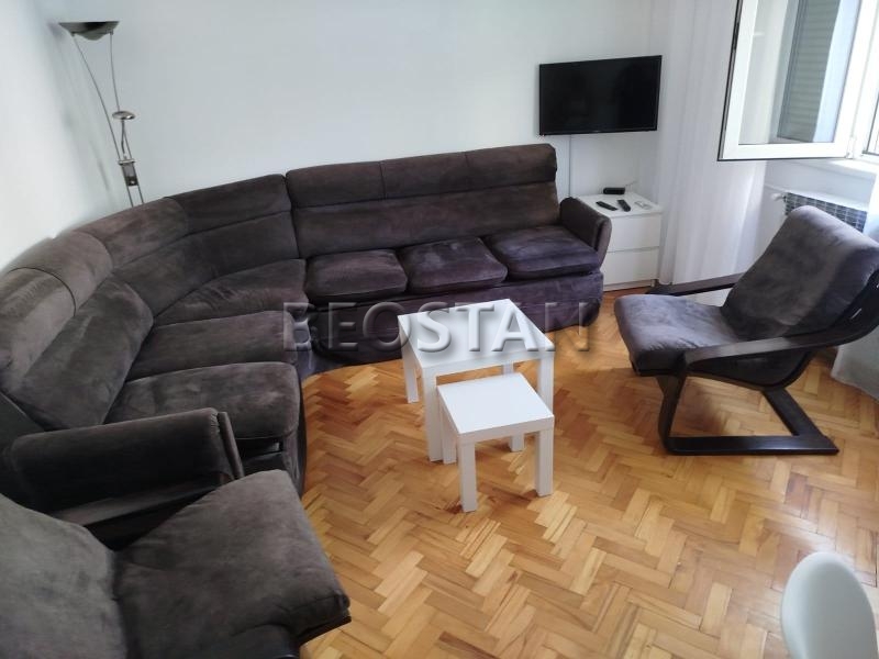 Širi centar - Vozdovac vojvode stepe #63844 450 €