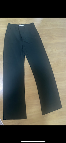 Zara pantalone novo