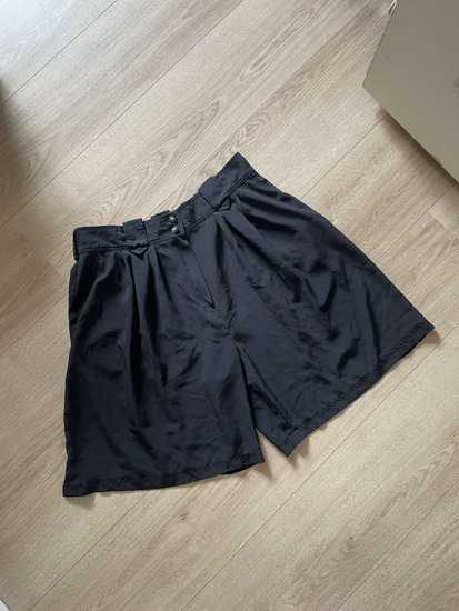 Vintage crne lagane bermude