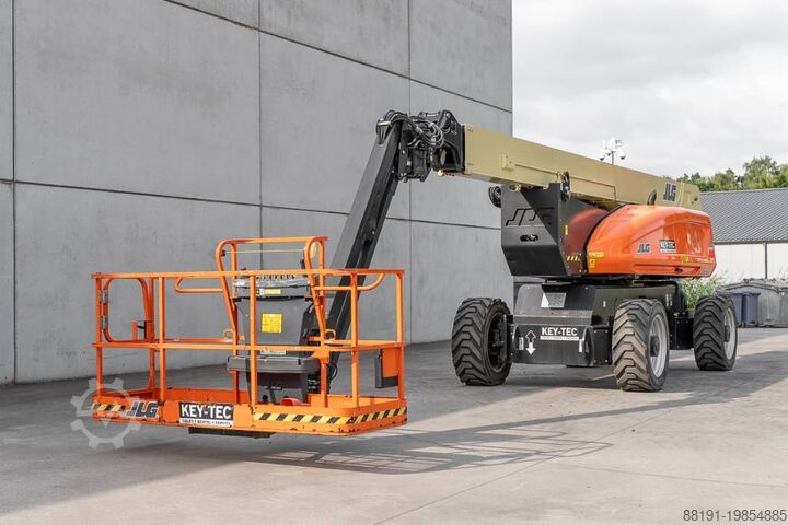 Teleskopska platforma
JLG 1250 AJP